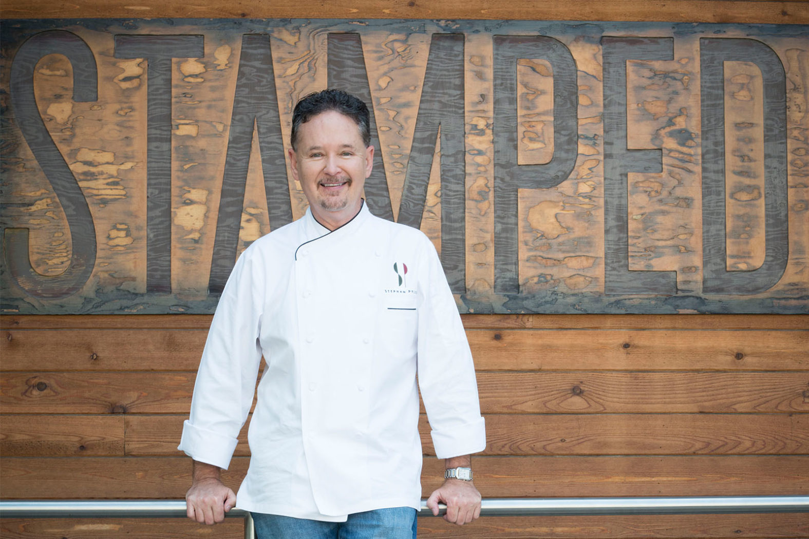 A Modern Texas Christmas Table from Stampede 66's Stephan Pyles