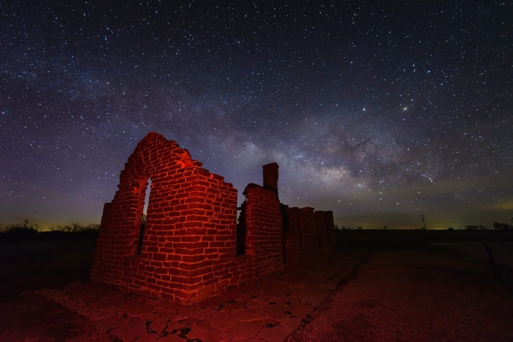 Milky way at Fort Griffin, Texas USA | Texas Heritage for Living