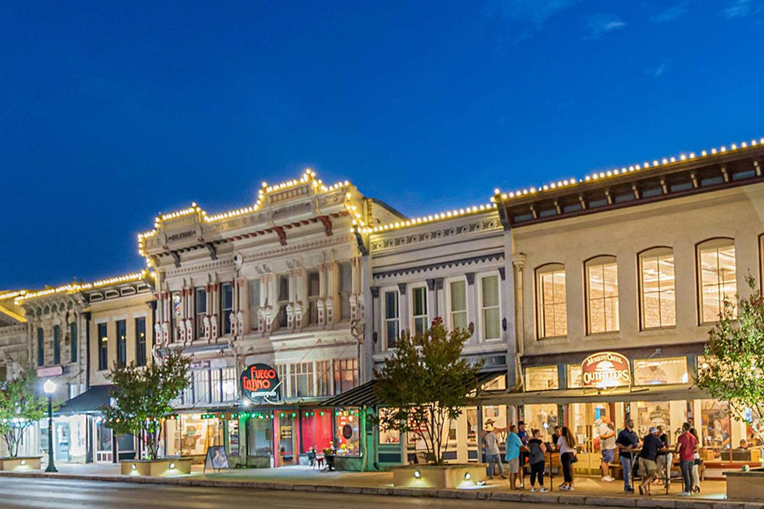 Where to Find the Cutest Small-Town Main Streets in Texas | Texas ...