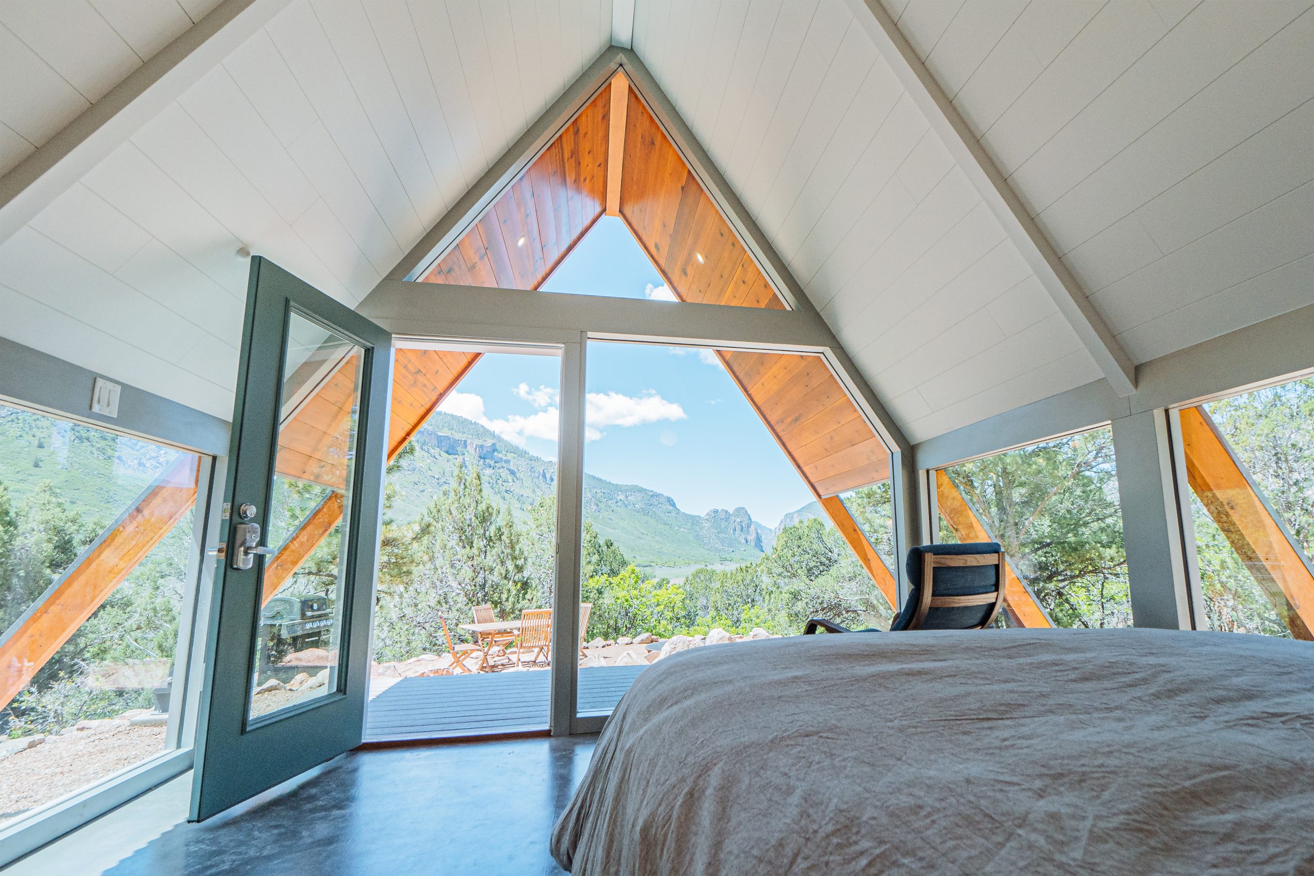 Airbnb Safety Tips Before You Book | Texas Heritage for Living