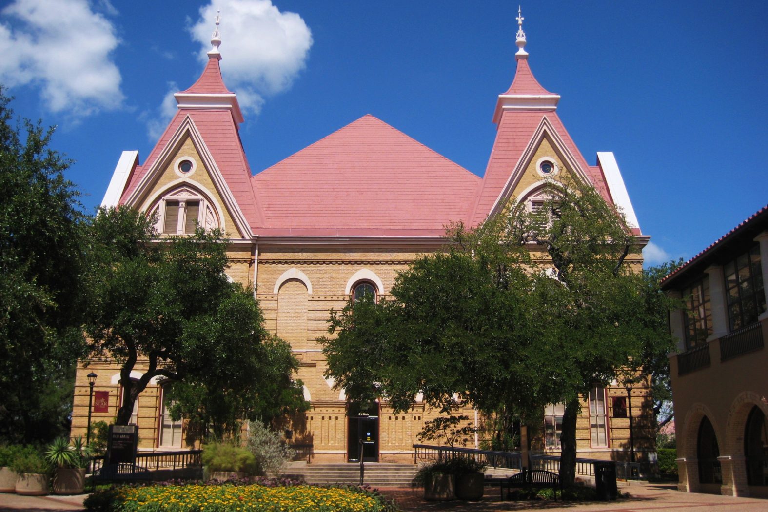 The 10 Most Beautiful College Campuses in Texas | Texas Heritage for Living
