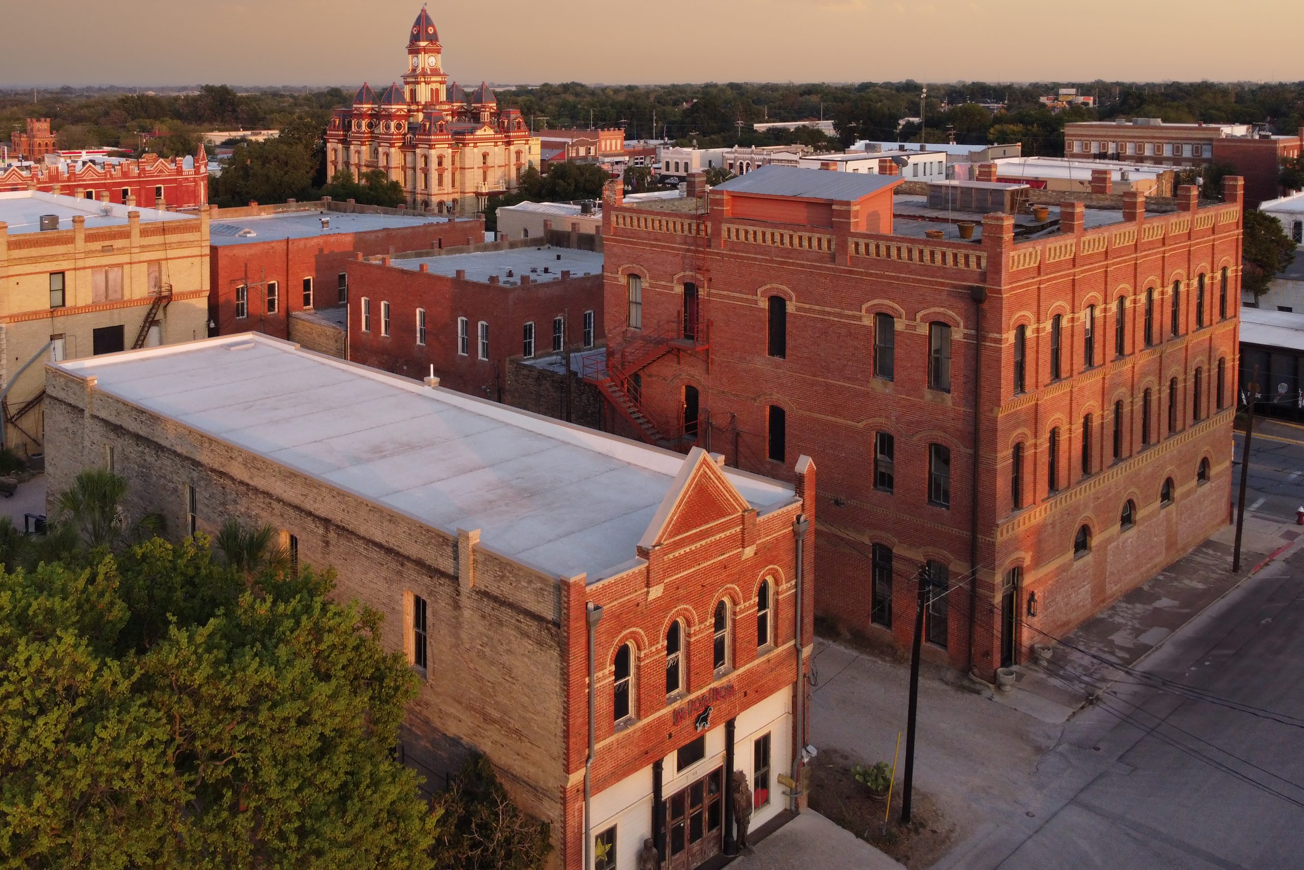 Destination Lockhart: The Barbecue Capital of Texas | Texas Heritage ...