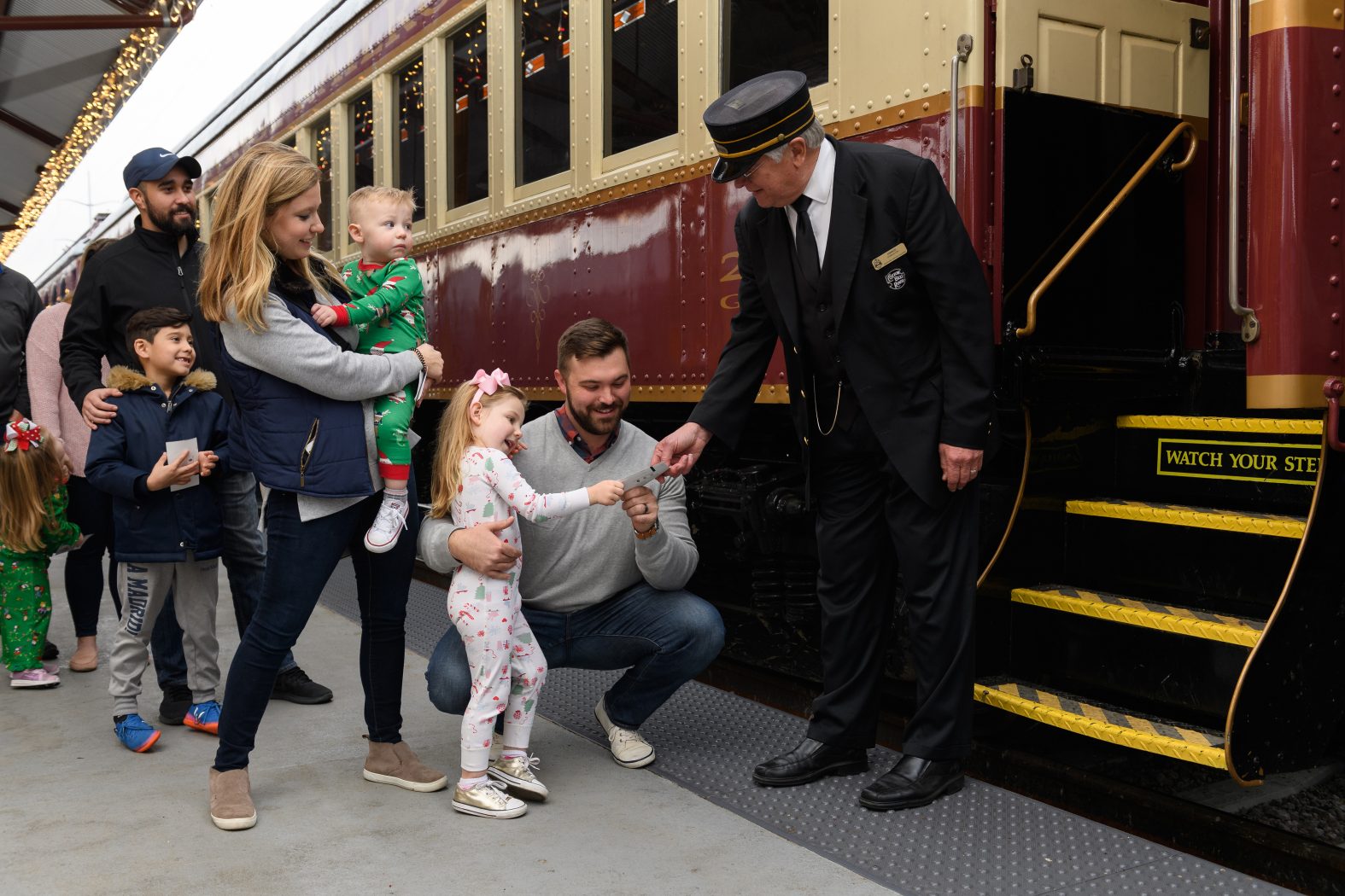 Discover Holiday Magic in Grapevine | Texas Heritage for Living