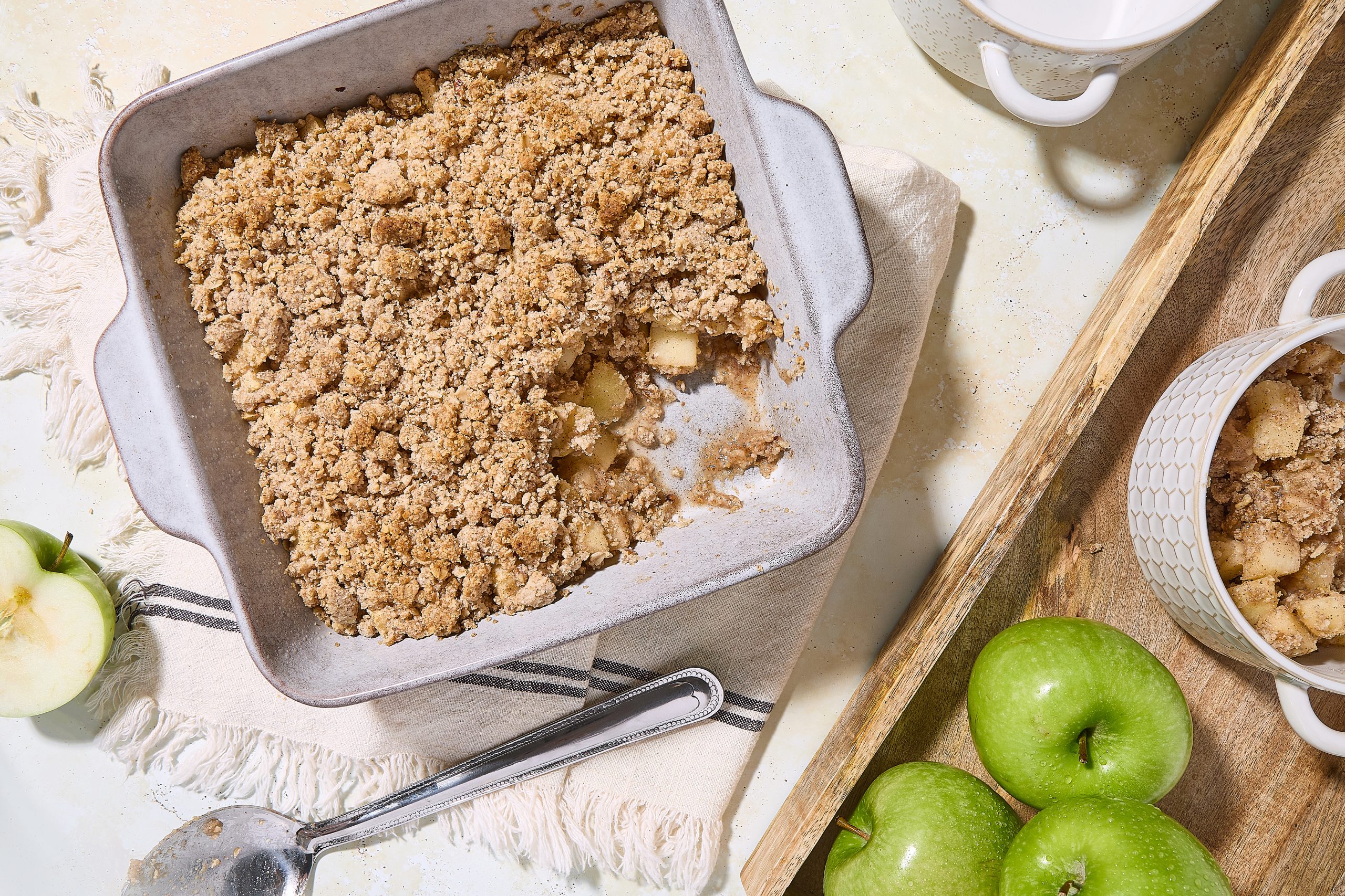 Recipe: Oaty Apple Crumble | Texas Heritage for Living
