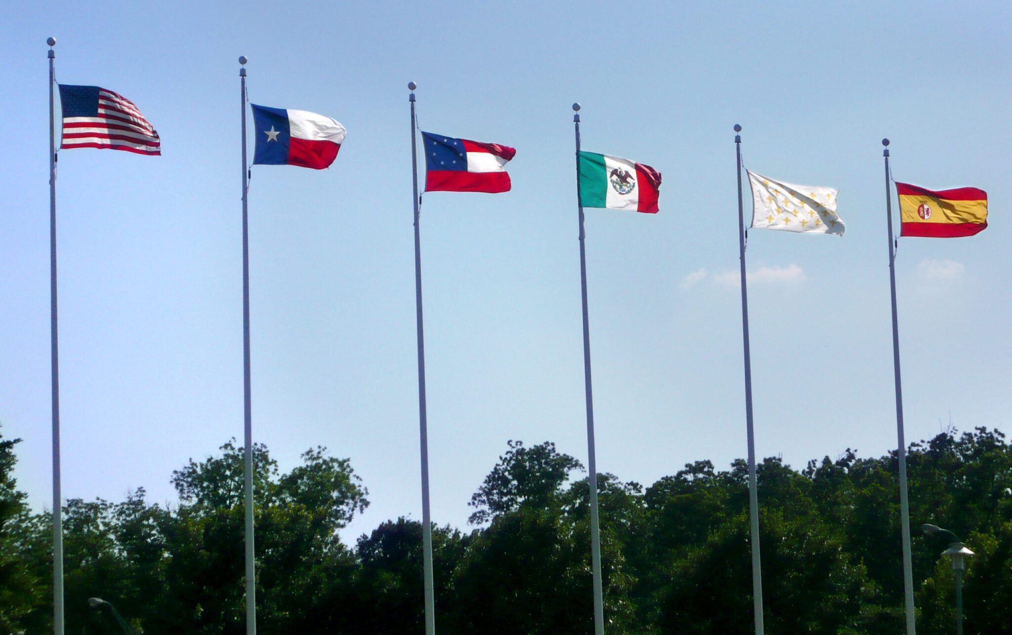 The History of the Six Flags Over Texas | Texas Heritage for Living